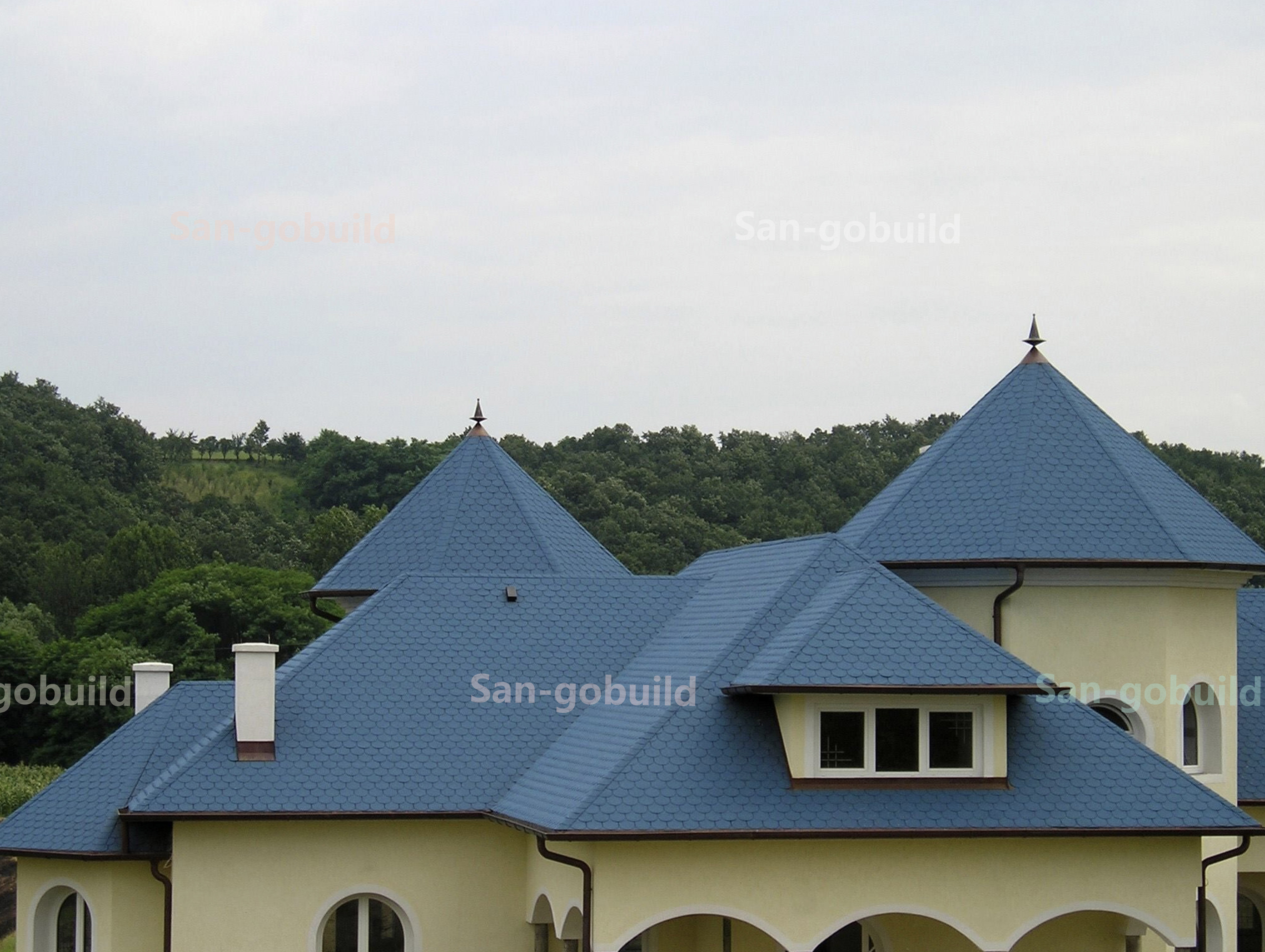 Fish Scale Roof Shingles